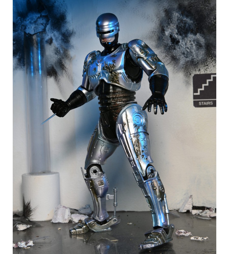 Robocop: Ultimate Ultimate Battle Damaged Robocop with Chair Action ...