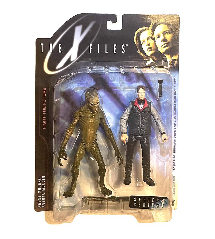 X-Files: Agent Dana Mulder in Artctic gear & Alien - Visiontoys