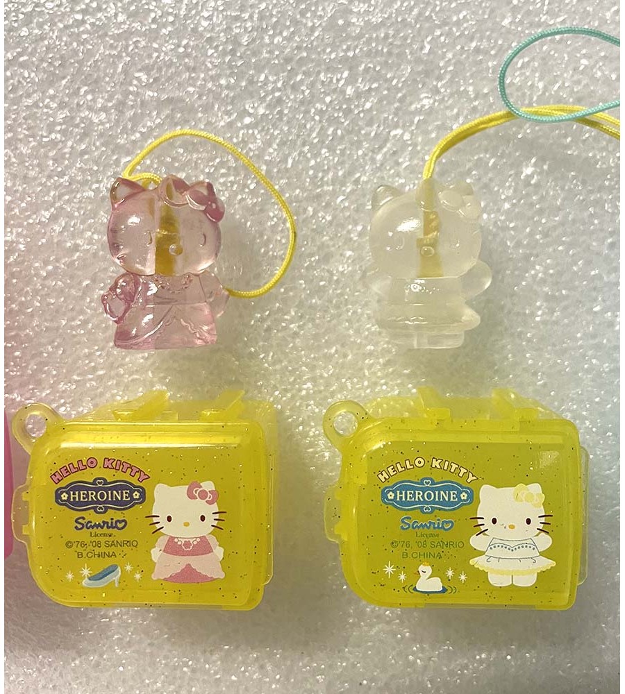 Hello Kitty: Tiny Box Fairytale Mini Figures Set - Visiontoys